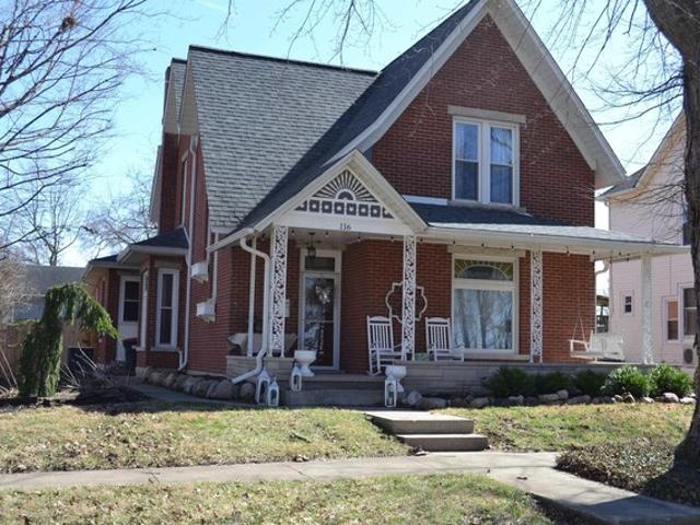 116 W North St, Delphi, IN 46923