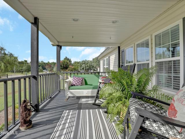116 Woodcroft Lane