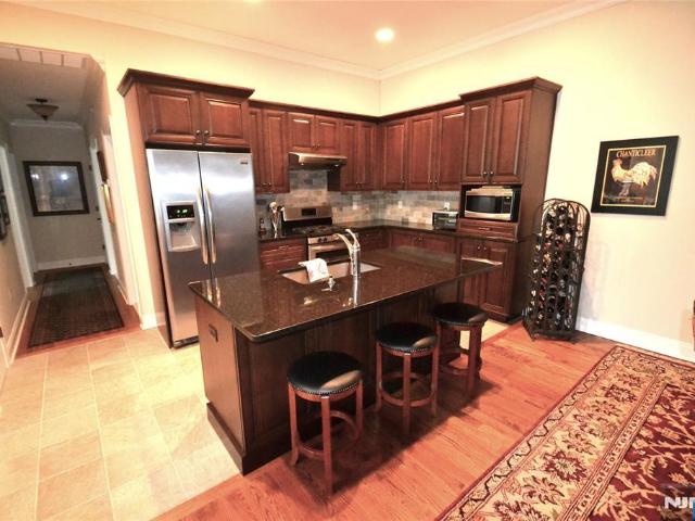 116 Washington Ave, Unit 3D, Hawthorne, NJ 07506 | MLS #26011 | Compass
