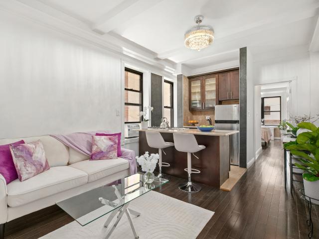 116 West 72nd Street, New York, NY