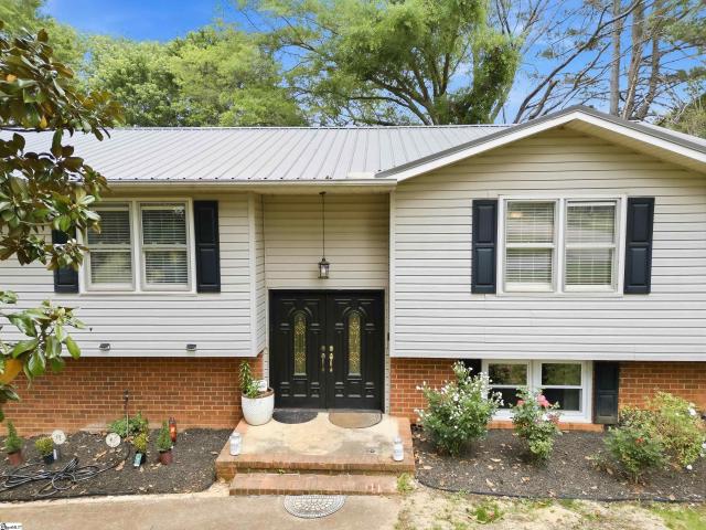116 Winston Way