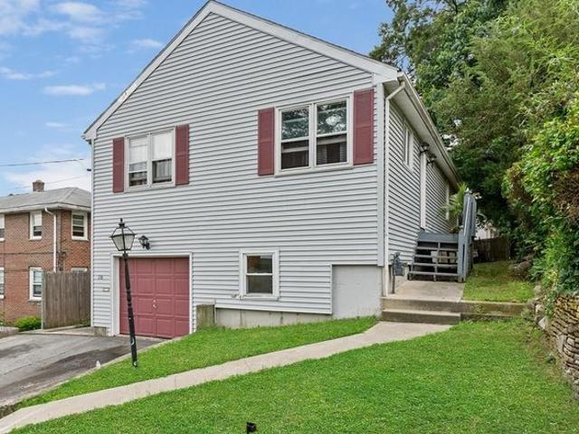 116 Toledo Ave, Pawtucket, RI 02860