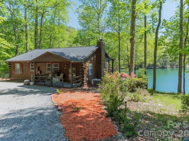 116 Teal Ln, Lake Lure, NC 28746