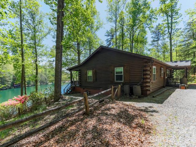 116 Teal Ln, Lake Lure, NC 28746 | MLS #4370 | Compass