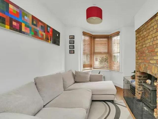 116 Thorpe Road, London, E7 9EE, United Kingdom | 2 bed apartment for rent #167857225 | Rentberry