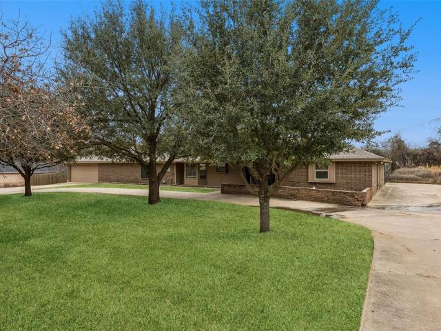 116 Timberview Ct, Burleson, TX 76028 | MLS #21156 | Compass