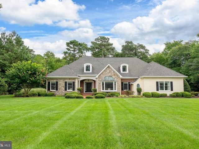 116 Village Dr, Seaford, DE 19973