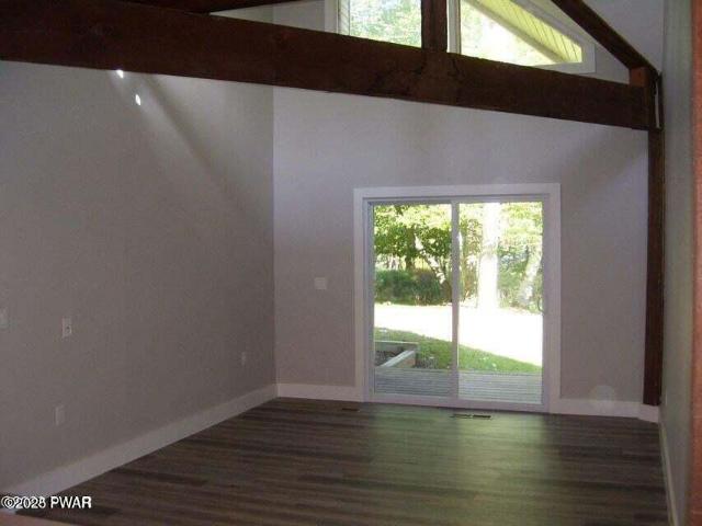 116A Snowball Lane