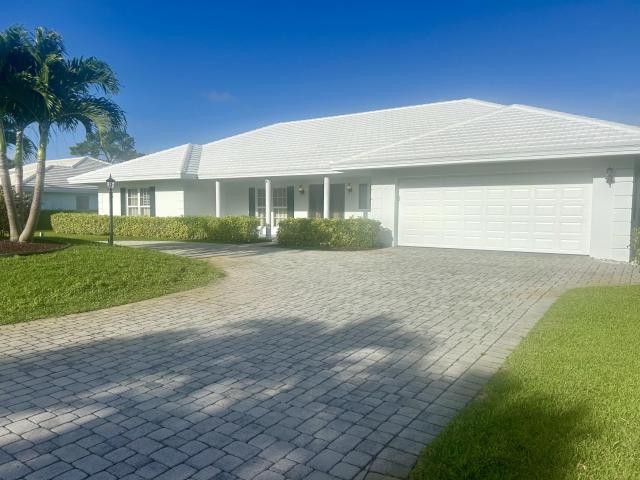 11743 N Lake Dr, Boynton Beach, FL 33436 | MLS #B26011 | Compass