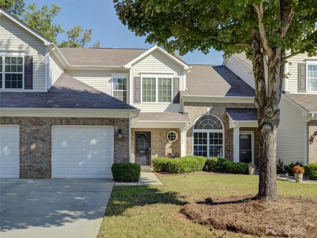 11743 Stockdale Ct, Pineville, NC 28134 | MLS #4301 | Compass