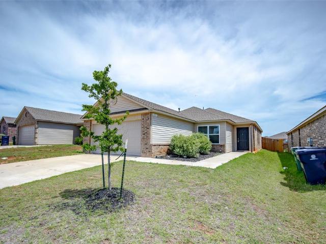 11744 NW 99th Terrace
