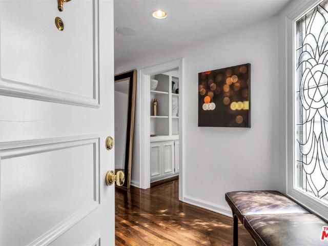 11745 Montana Ave, Unit 301, Los Angeles, CA 90049 | MLS #26836