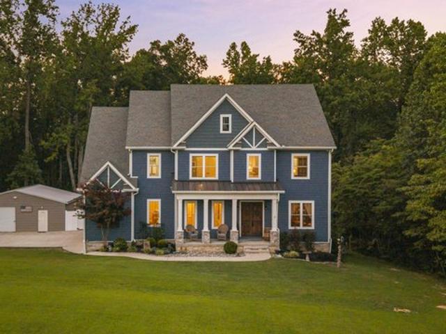1174 Old Mount Vernon Rd, Bethpage, TN 37022