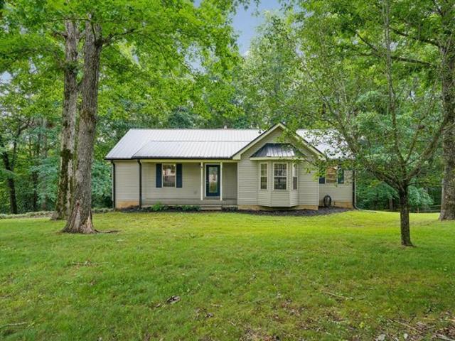 1174 Anna Rebecca Ct, Kingston Springs, TN 37082