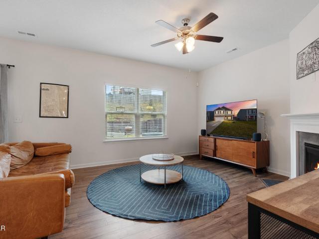 1174 Hampton Place Circle