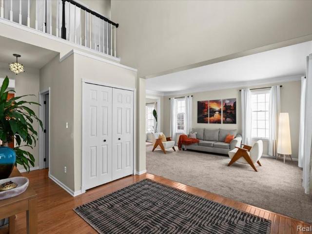 1174 Horseshoe Drive