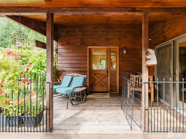 1174 SW Harper Road