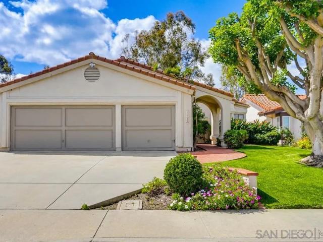 11753 Avenida Sivrita, San Diego, CA 92128 | MLS #260005 | Compass