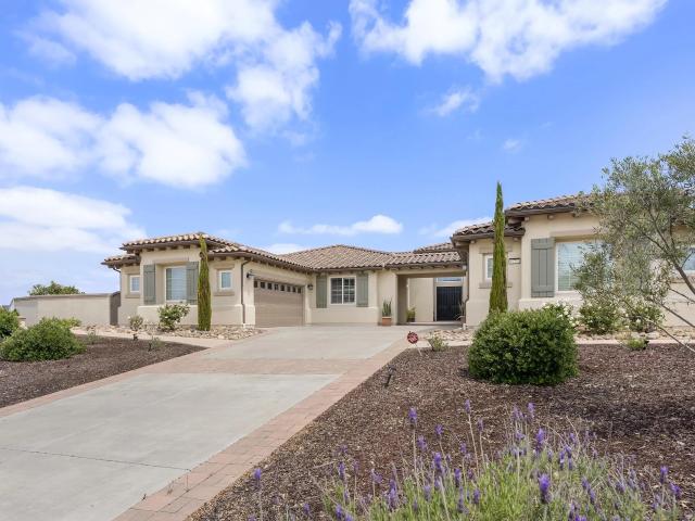 11753 Big Canyon Ln, San Diego, CA 92131 | MLS #260007 | Compass