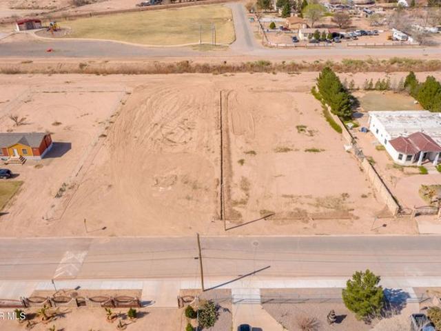 11750 Flor Del Rio St, Socorro, TX 79927