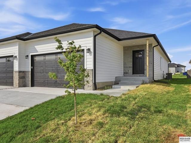 11755 S 125th St, Papillion, NE 68046