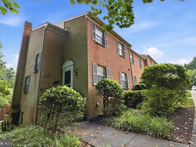 11756 Carriage House Dr Unit 1, Silver Spring, MD 20904