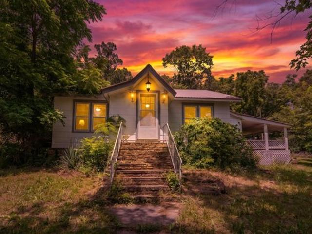 1175 Main St, Mammoth Spring, AR 72554