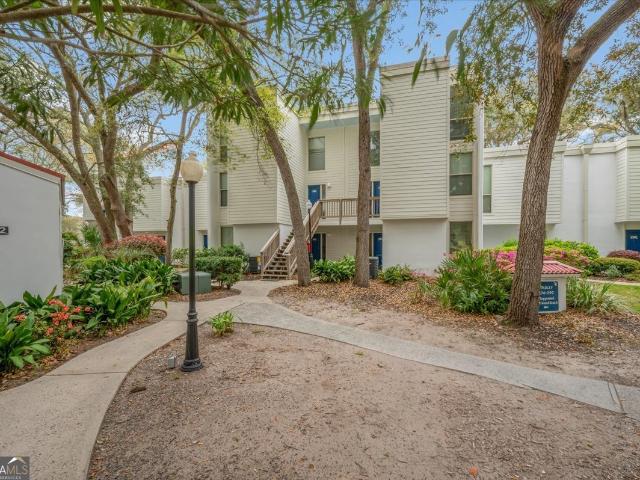 1175 N Beachview Drive 286