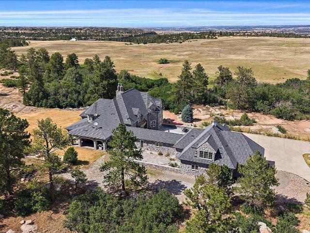 1175 Castle Pointe Drive