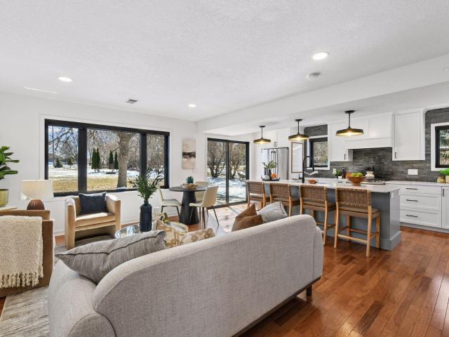 1175 Lilac Circle