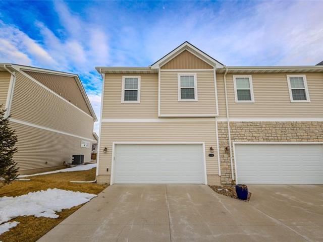 1175 S 91st St, West Des Moines, IA 50266