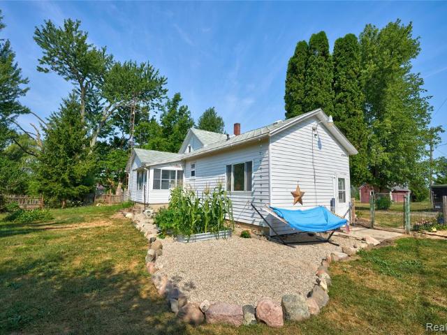 1175 S Morrish Road