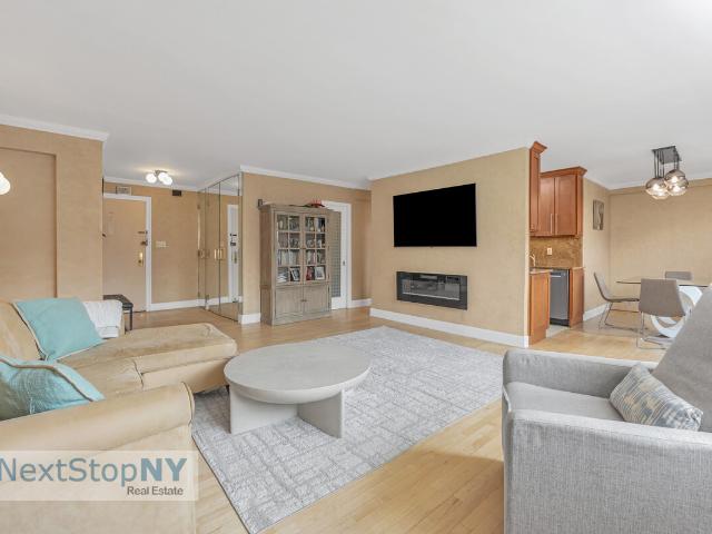 1175 York Avenue, New York, NY