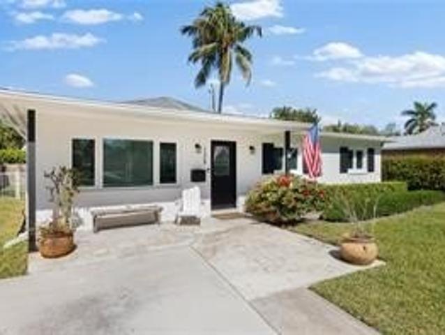 1175 9th Ave N, Naples, FL 34102