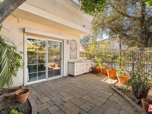 11760 Riverside Drive 2