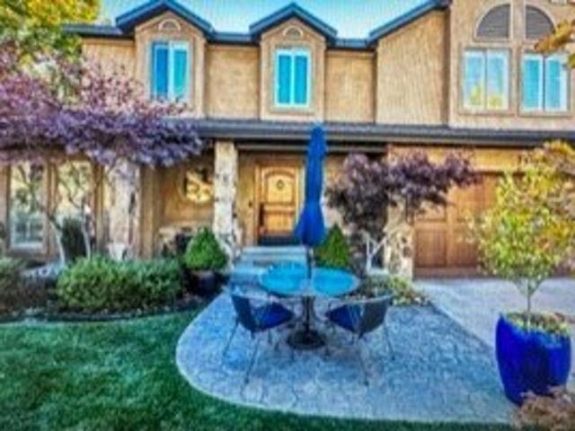 11760 S Hidden Brook Blvd, Sandy, UT 84092