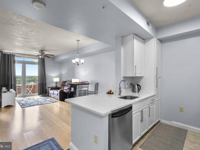 11760 Sunrise Valley Dr Apt 905, Reston, VA 20191