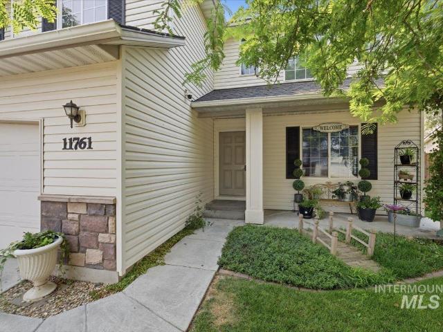 11761 Tidewater St