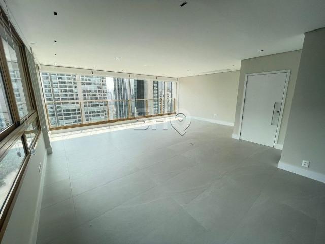 #1176591 Apartamento Locação com 147.00 m², 3 Quarto s, por R$ 30.000