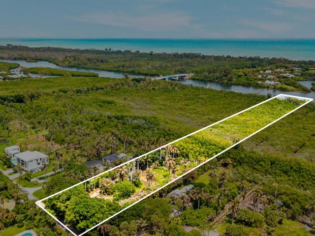 11765 SE Laurel Ln, Hobe Sound, FL 33455 | MLS #B26015