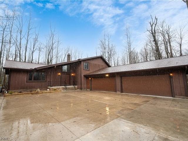 11765 Sherwood Trl, Chesterland, OH 44026