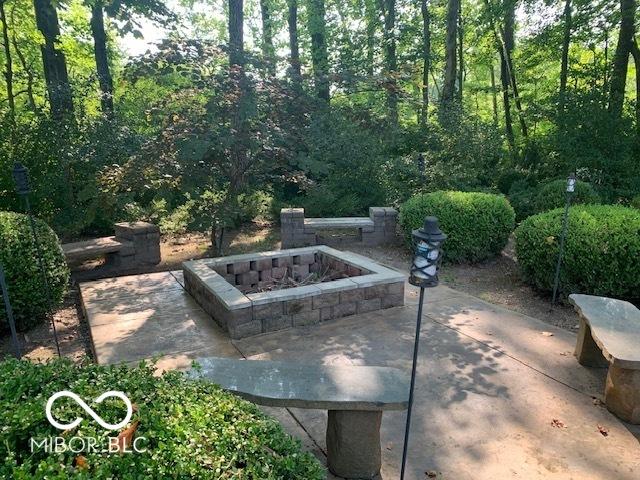 1176 Creekside Lane