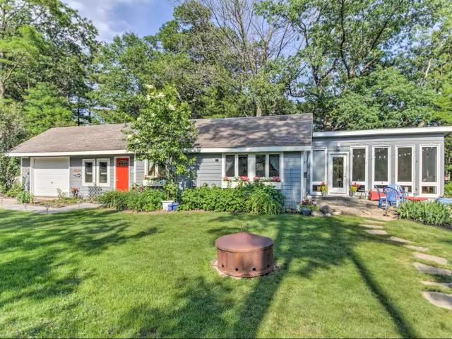 1176 Dakota Court
