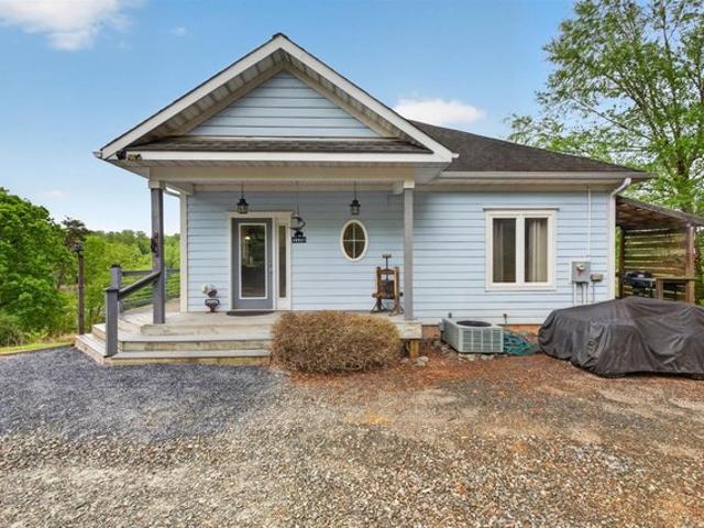 1176 Leesville Lake Dr, Pittsville, VA 24139