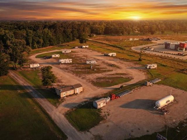 11777 US Highway 59 N, Livingston, TX 77351