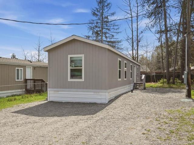 11776 N Hauser Lake Rd, Hauser, ID 83854