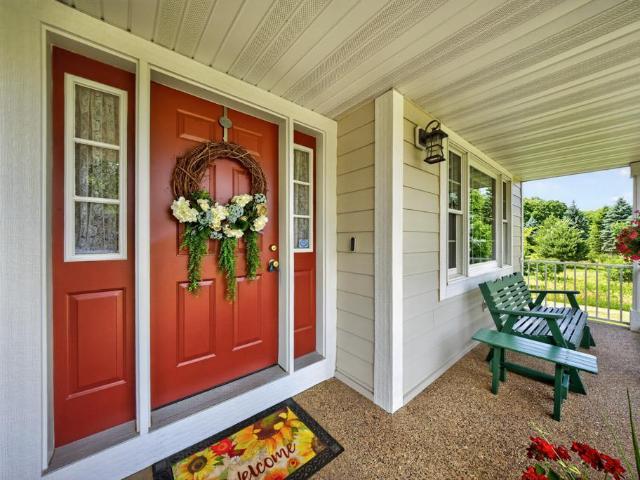 1177 Meadowlark Court SW
