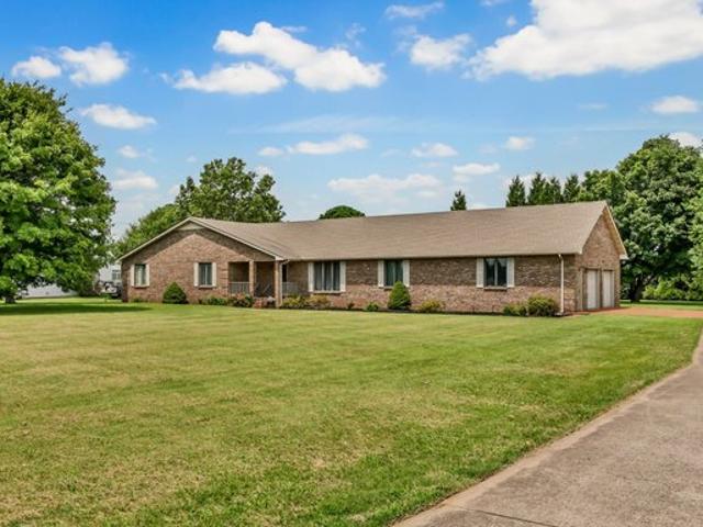 1177 Meriwether Rd, Clarksville, TN 37040