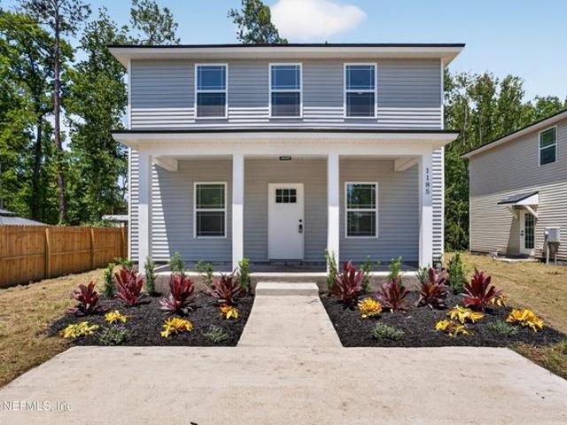 1177 Floyd St, Fleming Island, FL 32003