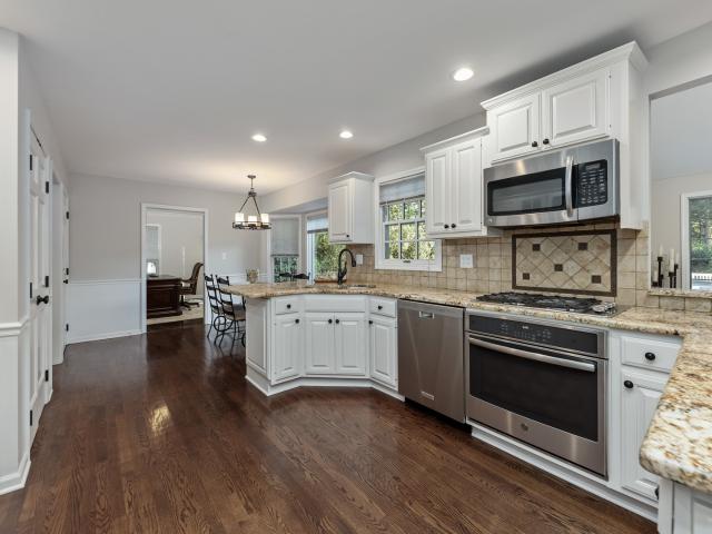 1177 Kenilworth Circle